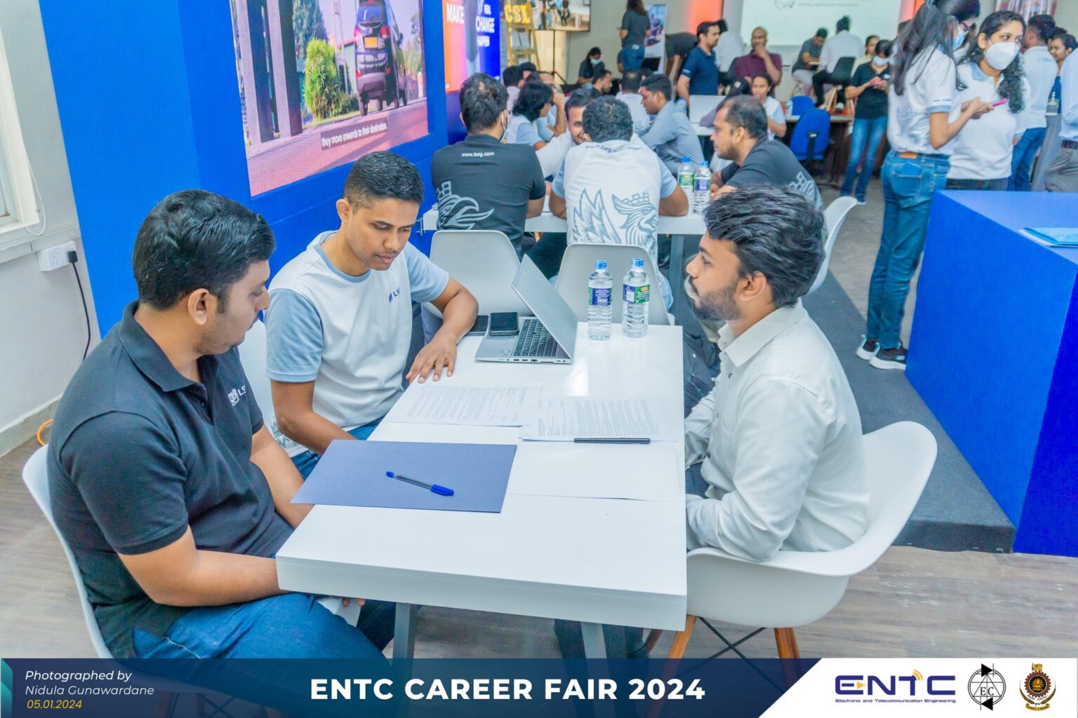 University of Moratuwa’s ENTC Undergraduates Shine at 2024 Carrier Fair ...